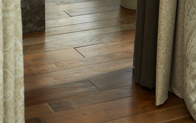Quality Reclaimed Engineered WoodFlooring & Pine Floorboards